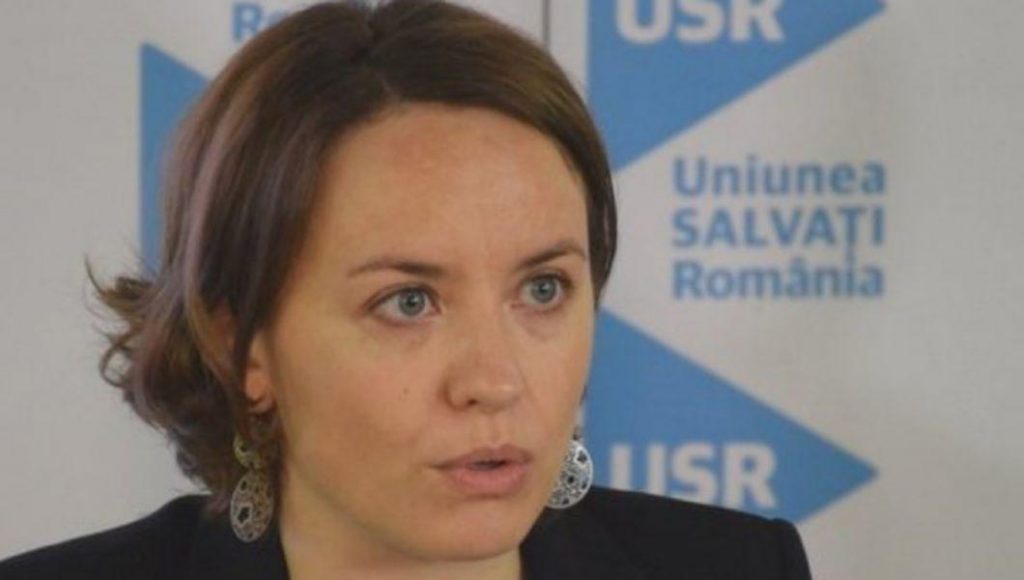 Bodea nu va candida pentru USR! Cosette Chchirău dixit! - Comisarul de Iași